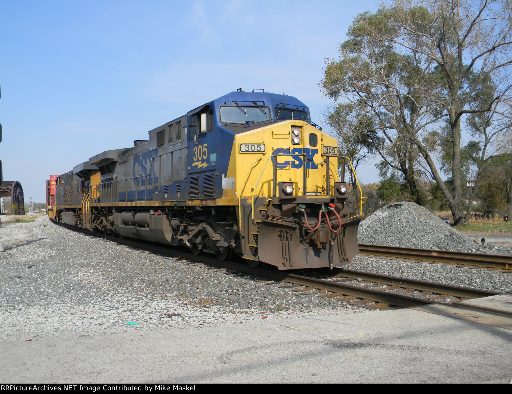 CSX 305